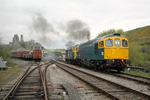 CLASSIC 1960s BRITISH RAILWAYS MAIN LINE EXPRESS DIESEL LOCOMOTIVE ...