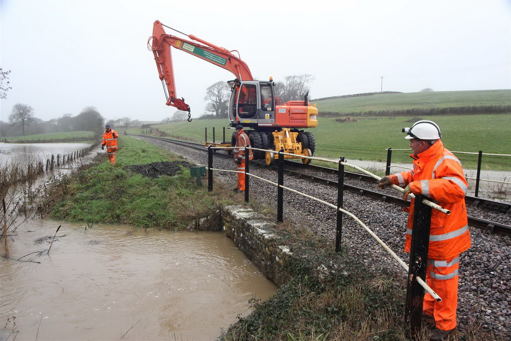 Push to keep lineside drainage systems clear keeps the Swanage Railway ...