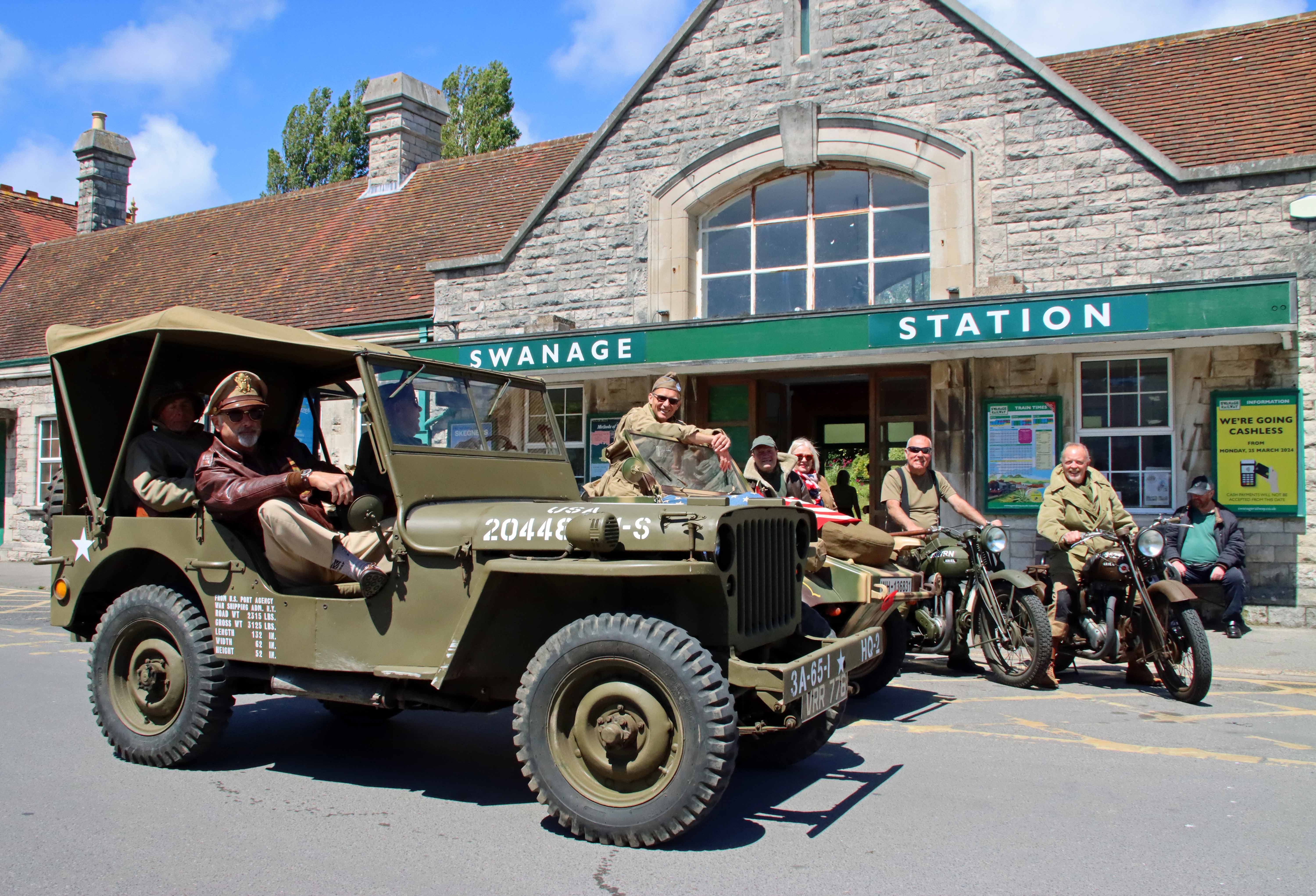 D-DAY 80 th ANNIVERSARY PLAQUE UNVEILED AT STATION WHERE AMERICAN ...