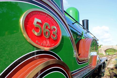 UNIQUE VICTORIAN STEAM LOCOMOTIVE ARRIVES AFTER SIX YEAR £650,000 ...