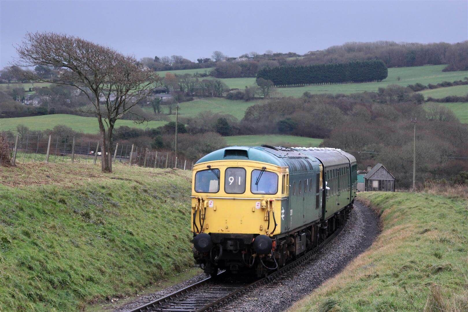 SOUTHERN REGION 1960s MAIN LINE CLASS 33 DIESEL-ELECTRIC LOCOMOTIVES ...